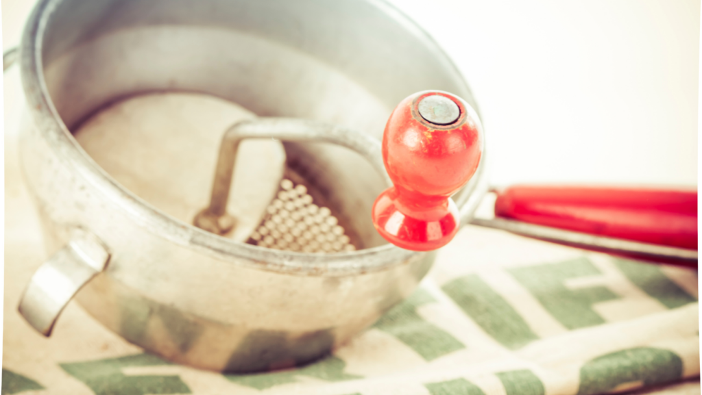 How to Make Applesauce: 3 Easy Steps