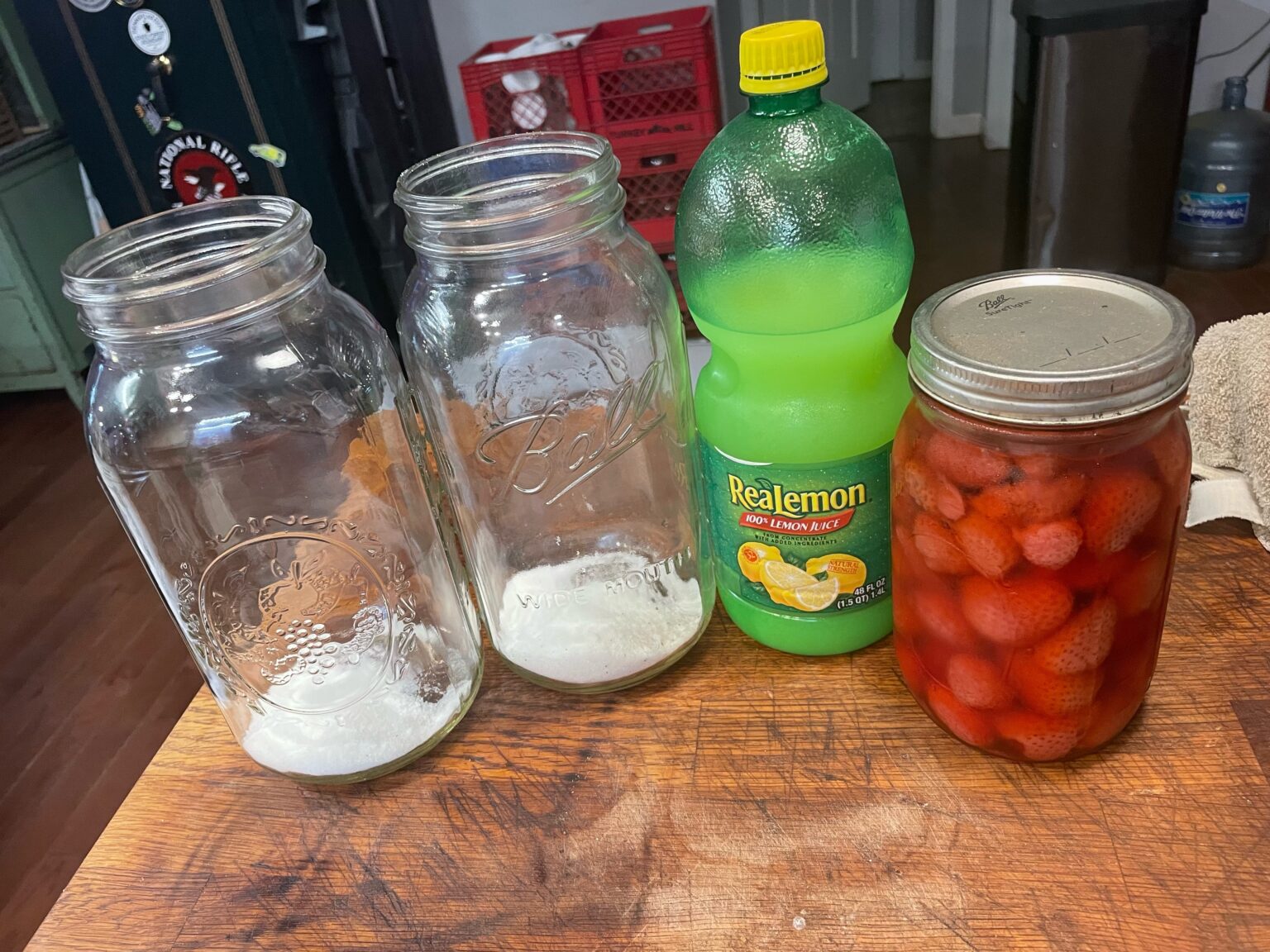 How to Make Homemade Gatorade: Easy Recipe - 5 Ingredients